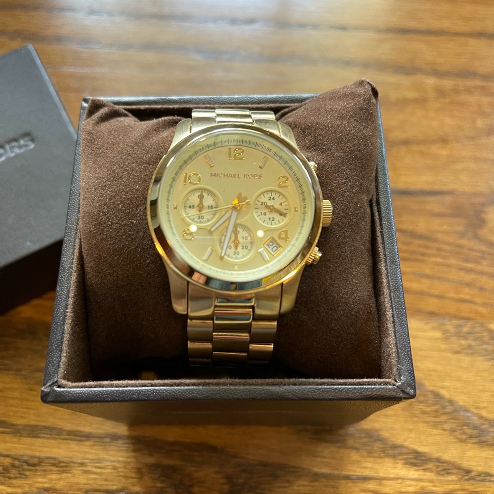 Michael Kors Original Gold Watch! - Gem